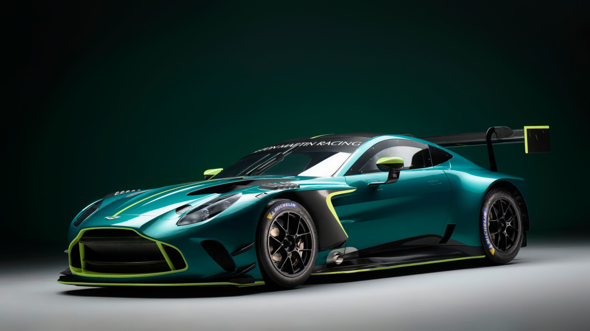 Aston Martin unveils the new Vantage GT3 - Acquire Aston Martin unveils the new Vantage GT3 - Acquire